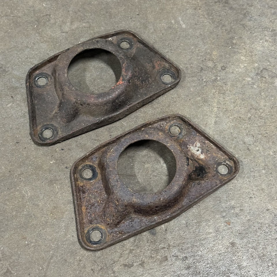 Porsche 356 Torsion Bar Cover Pair w/ Center Hole Spring Plate BRACKET ...