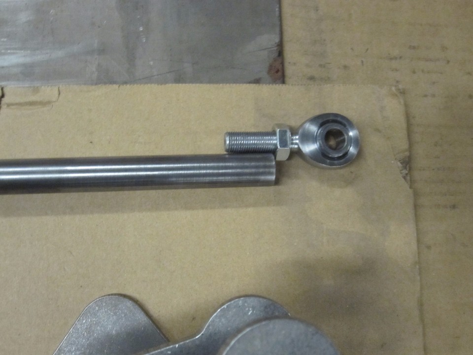 Weld on Universal Parallel 4 Link Suspension & panhard bar kit. MADE ...