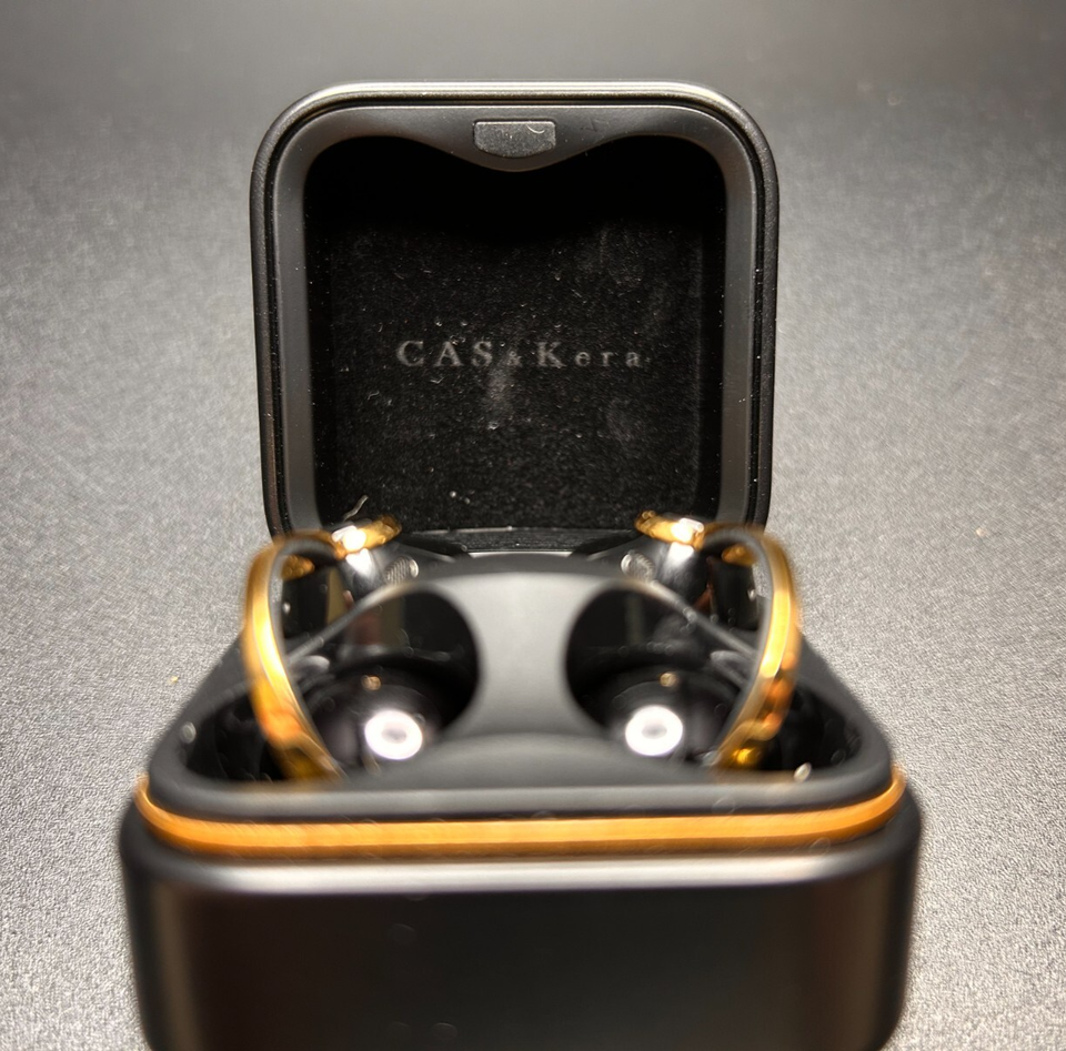 Cas and Kera earKron - Wireless Earcuffs/Earbuds -Black and Gold ...