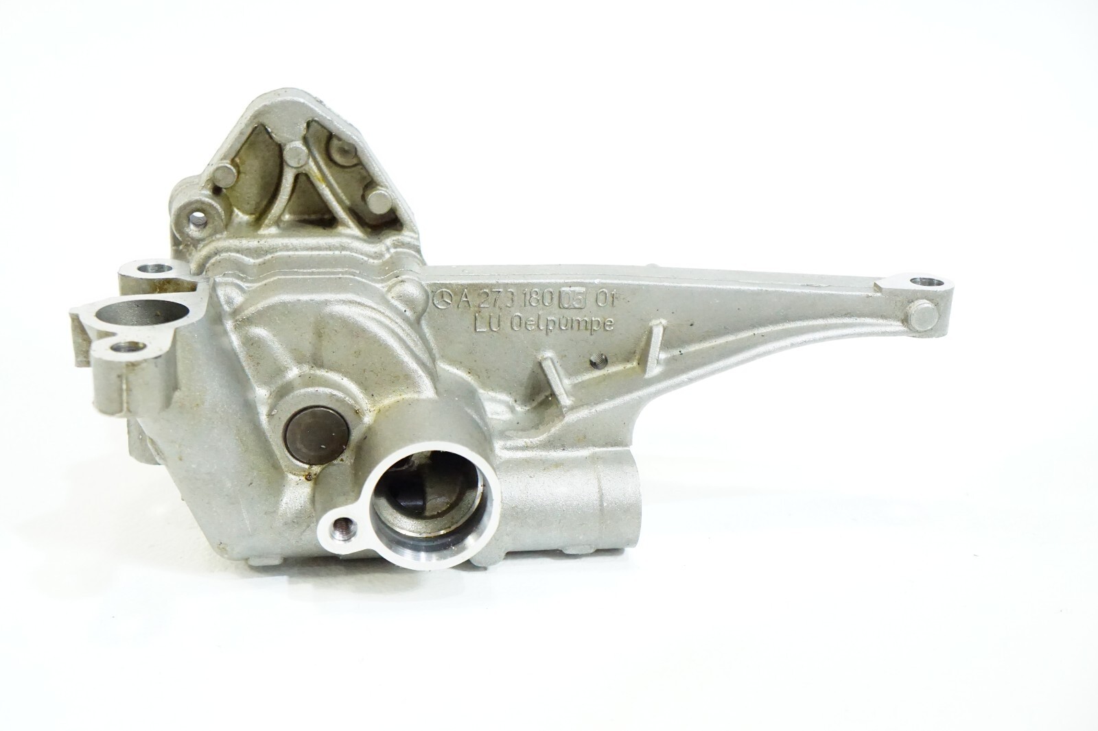07-2011 mercedes w211 e550 s550 sl550 cl550 engine motor oil pump ...