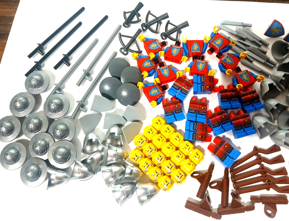 Lego Knight Bulk Minifigure, Helmets, Armor, Heads, & Shields Lot x127 ...