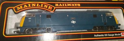 Mainline BR Class 42 Diesel Warship "Kelly" Train - 00 Gauge - Model ...