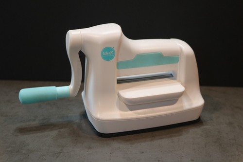 WE R MEMORY KEEPERS EVOLUTION Mini Die Cut Machine 3" Press Die Stamp ...