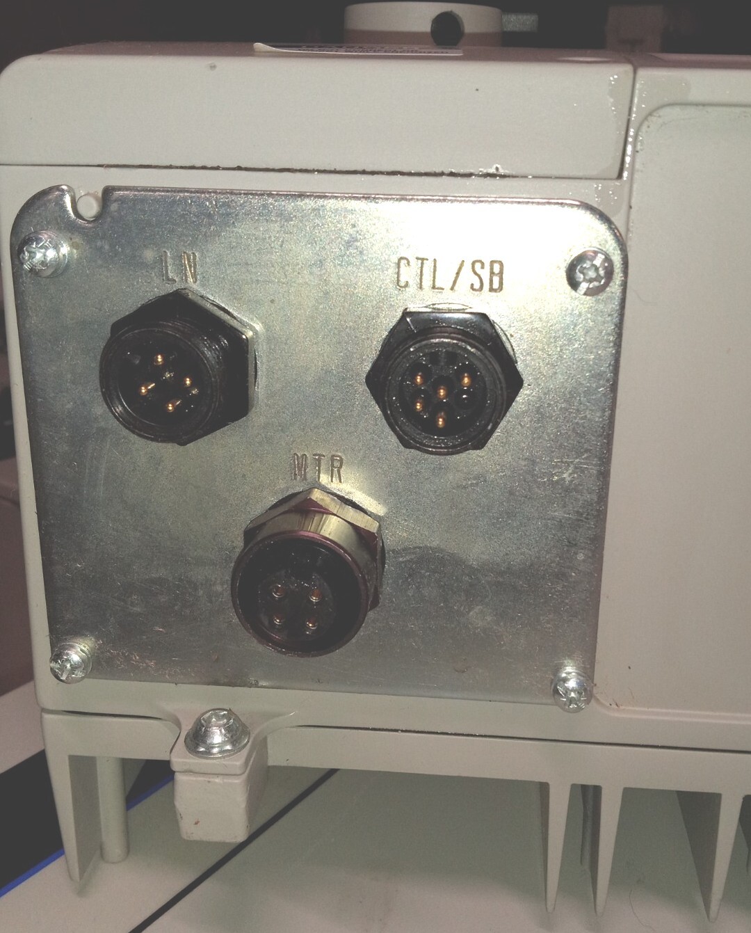 ALLEN BRADLEY 294E-FD4P2Z-G2-3 ser A. ArmorStart LT Motor Controller ...