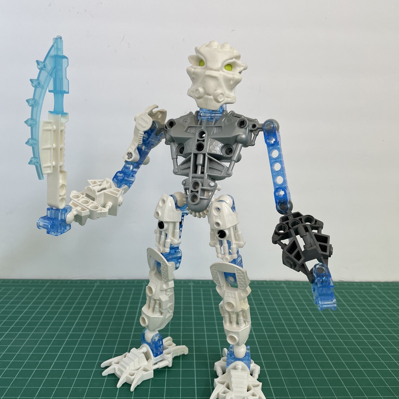 Lego Bionicle Inika