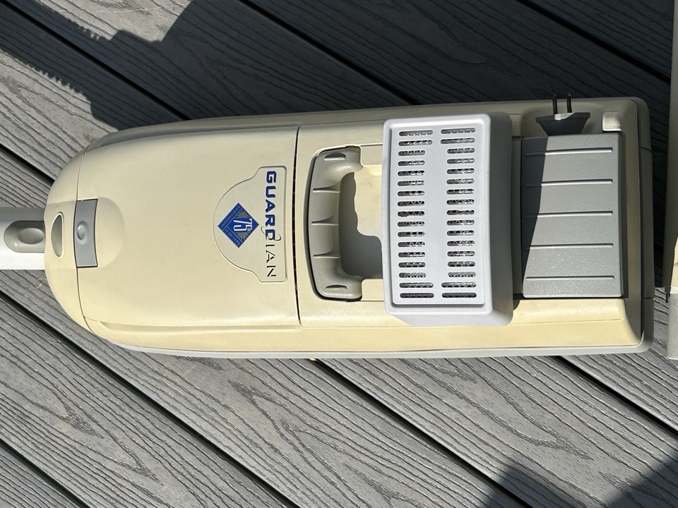 ELECTROLUX AERUS Guardian Canister Vacuum W Power Nozzle Attachments ...