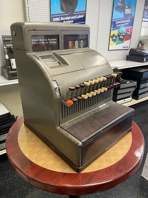 Cash Register, Adding Machines - National Cash Register Ncr Model