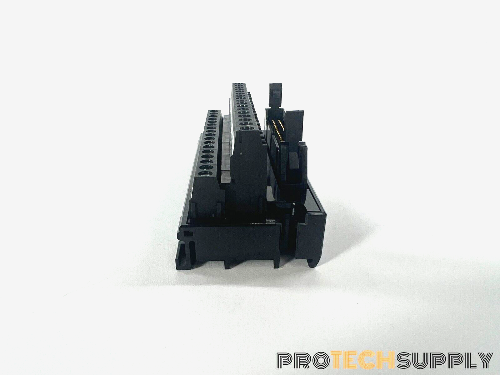 Keyence XC-T34E2 34-Electrode Converter Terminal Block NEW with ...