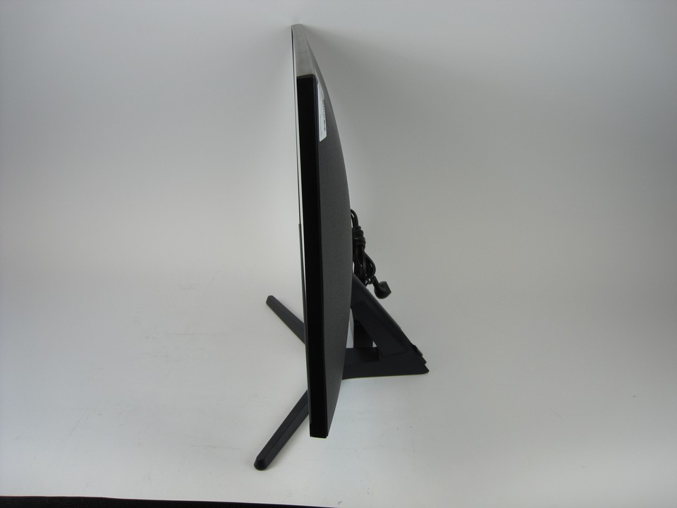 Samsung U28R550UQN 28" IPS 4K (3840 x 2160) UHD Monitor w/ Stand ...