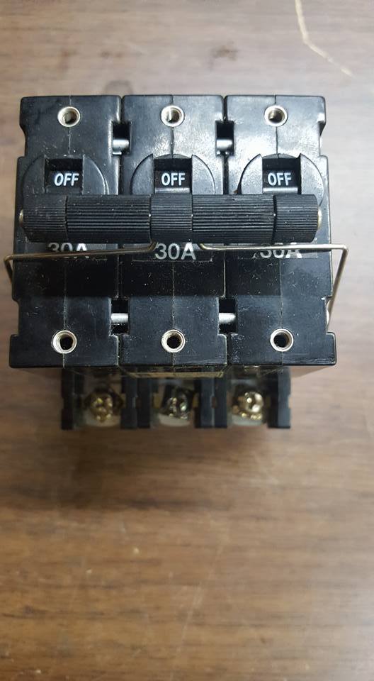 DACO DCP33PR CIRCUIT PROTECTOR 30A 50/60Hz W84 | eBay