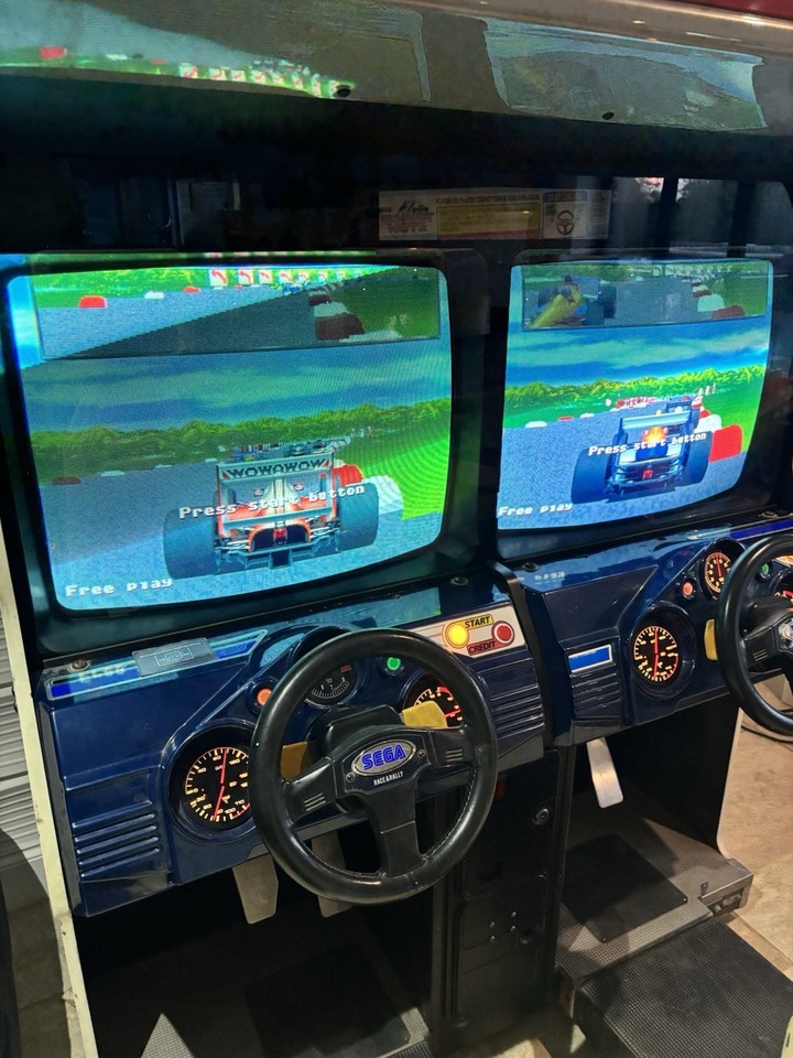 Arcade coin SEGA 1991 F1 Exhaust Note No. 10303 Dual Sit down Arcade ...