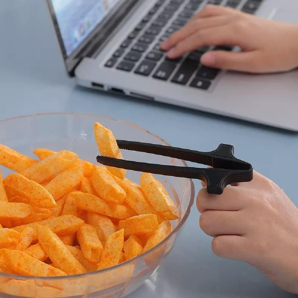 Finger Chopsticks for Gamers Fingers Chopstick to Pick Things up Chips ...