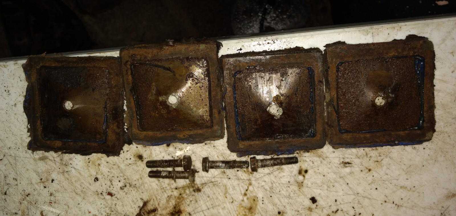 Wisconsin VG4D Cylinder Engine Parts Set of 4 Valve Covers an Bolts ...