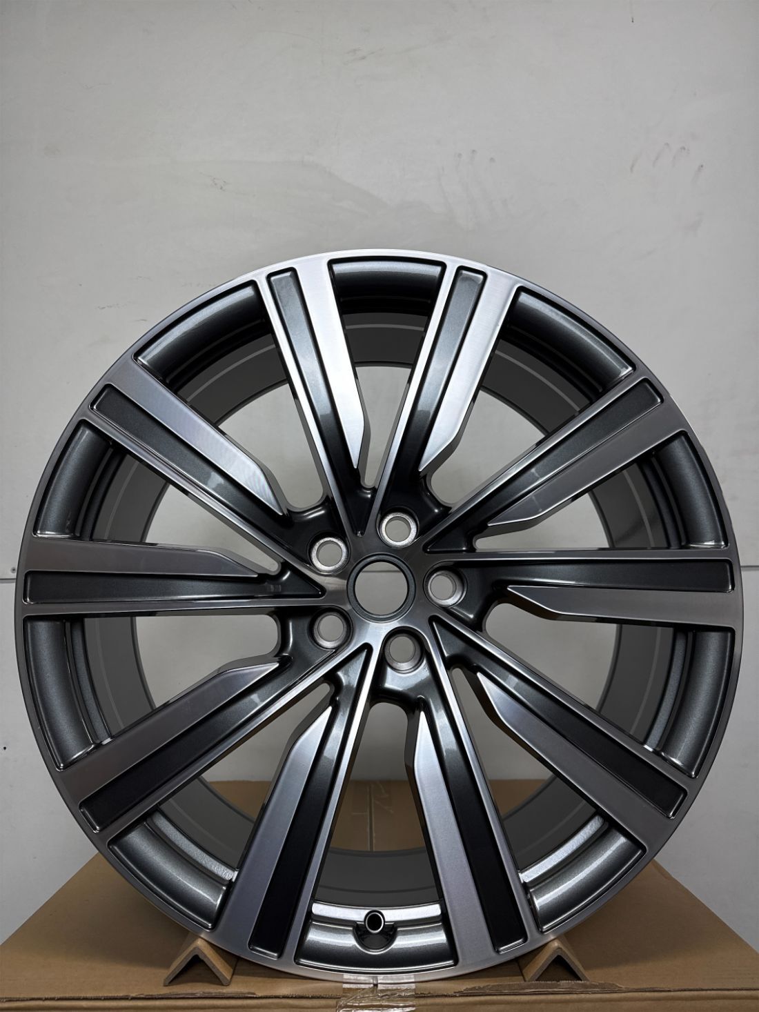 Set of 4 23x9.5 SQUARE Wheels for Range Rover 5x120 CB 72.6 Offset 45 ...