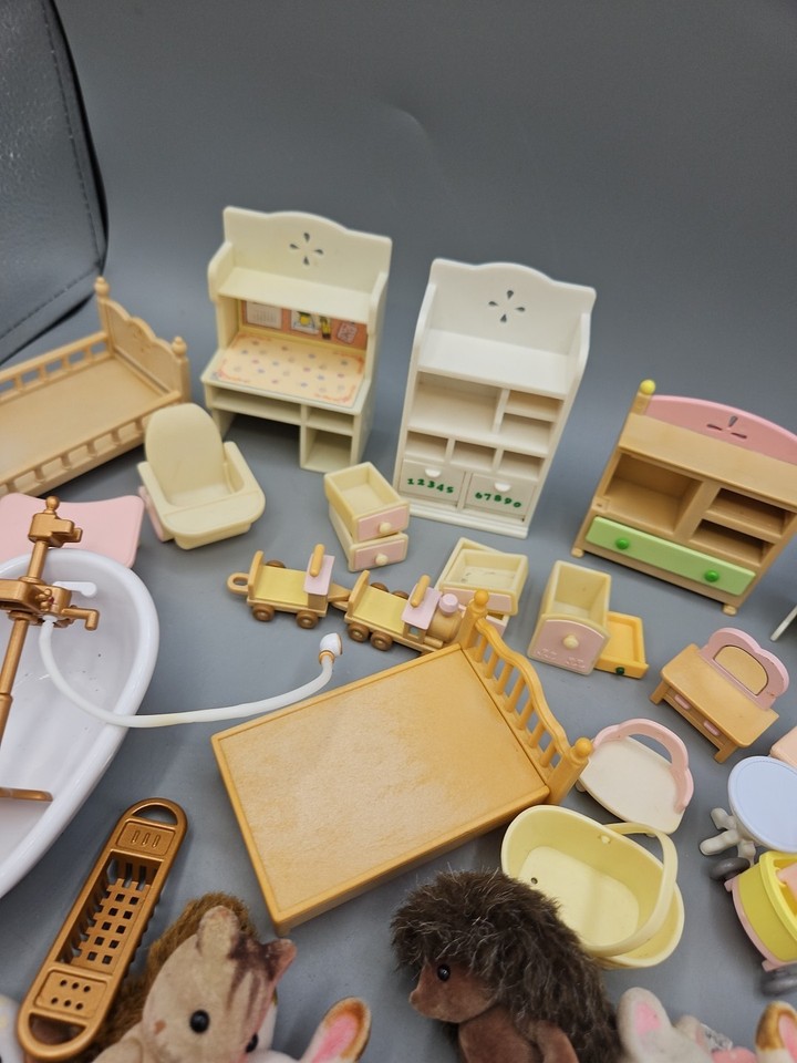 Calico Critters Furniture Epoch Figures Misc Lot Dog Rabbit Babies Bed ...