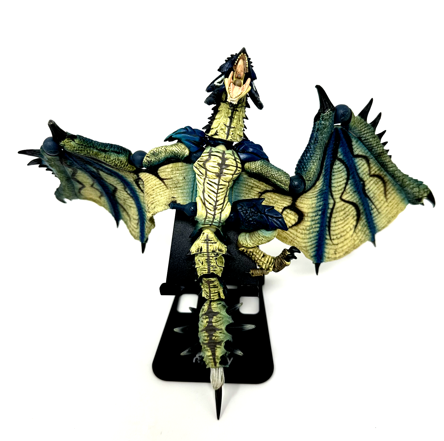 Revoltech Yamaguchi No.121EX Liolaeus Ashu Monster Hunter Shop Limited ...