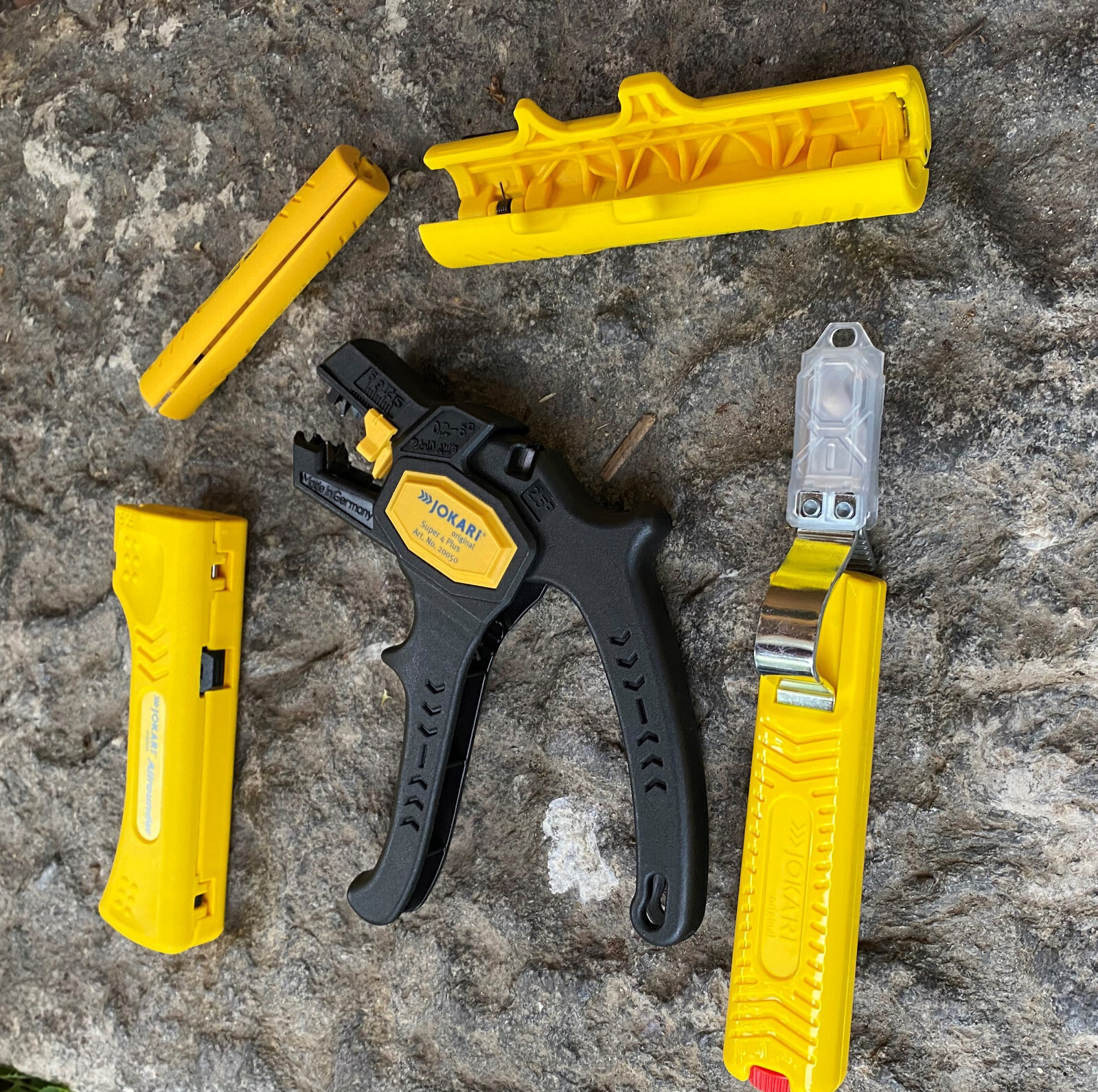 Kabelmesser / Allrounter / Koaxialkabel / Entmantler / Abisolier-Zange ...