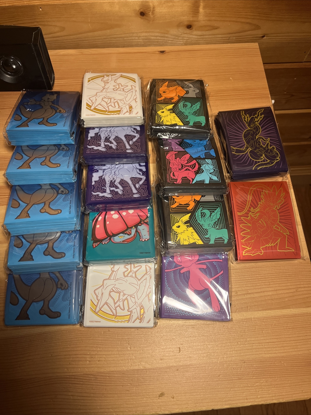 Lot Of 16 Packs - Brand New ETB Sleeves Eevelutions Mewtwo Arceus (65 ...