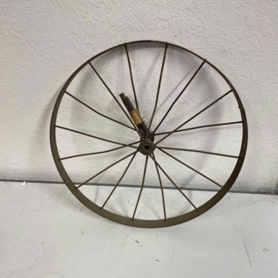 Vintage Metal WAGON WHEEL Iron farm decor rustic Yard Garden Art metal ...