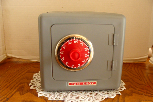 VTG Fort Knox Grey Metal Toy Safe with Combination Lock Coin Bank -EUC ...