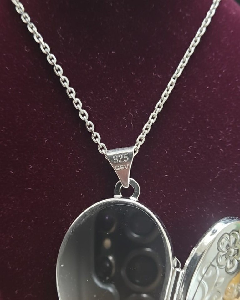 925 Sterling Silver Oval Floral Special Mum Photo Locket & Adjustable ...