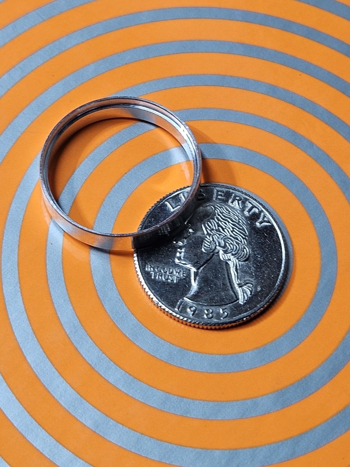 Magic Trick Spy Quarter Hollow Coin Magicians Prop T1 | eBay