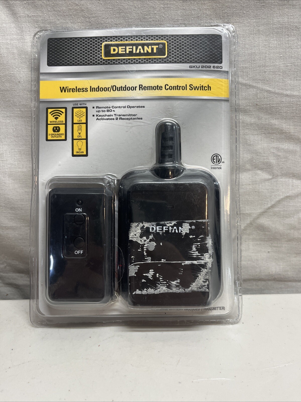 Brand New Defiant Wireless Indoor/Outdoor Remote Control Switch w 2 ...