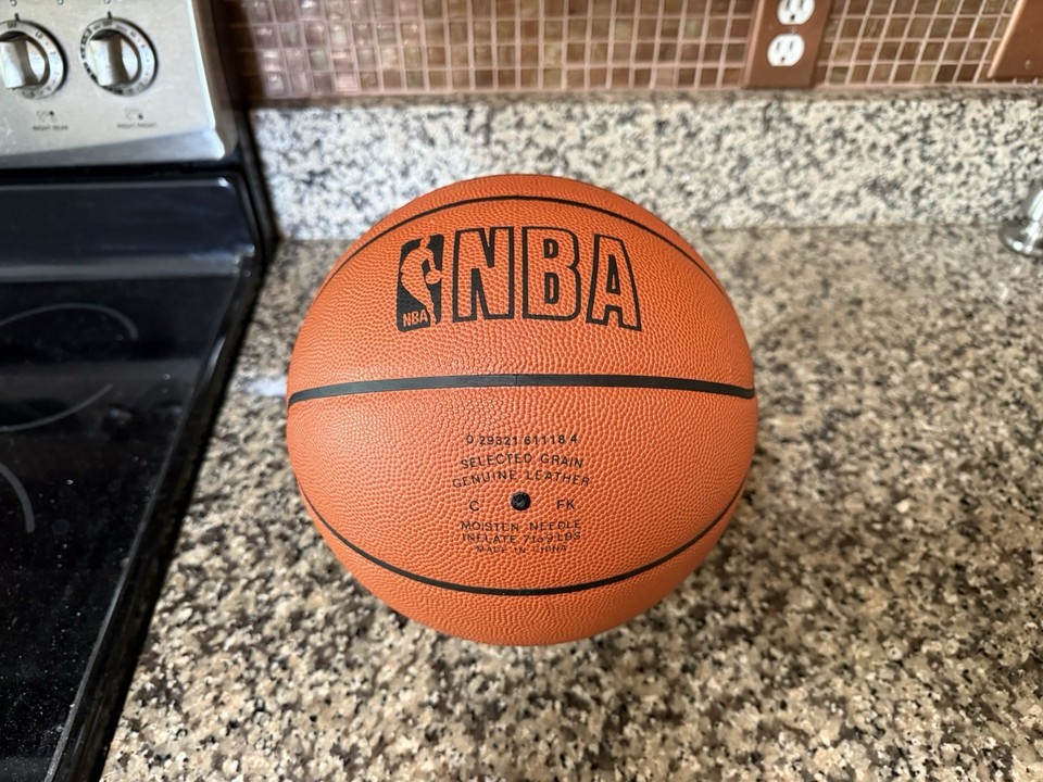 Spalding NBA Official Game Ball Leather Men’s Basketball 29.5 Faint ...