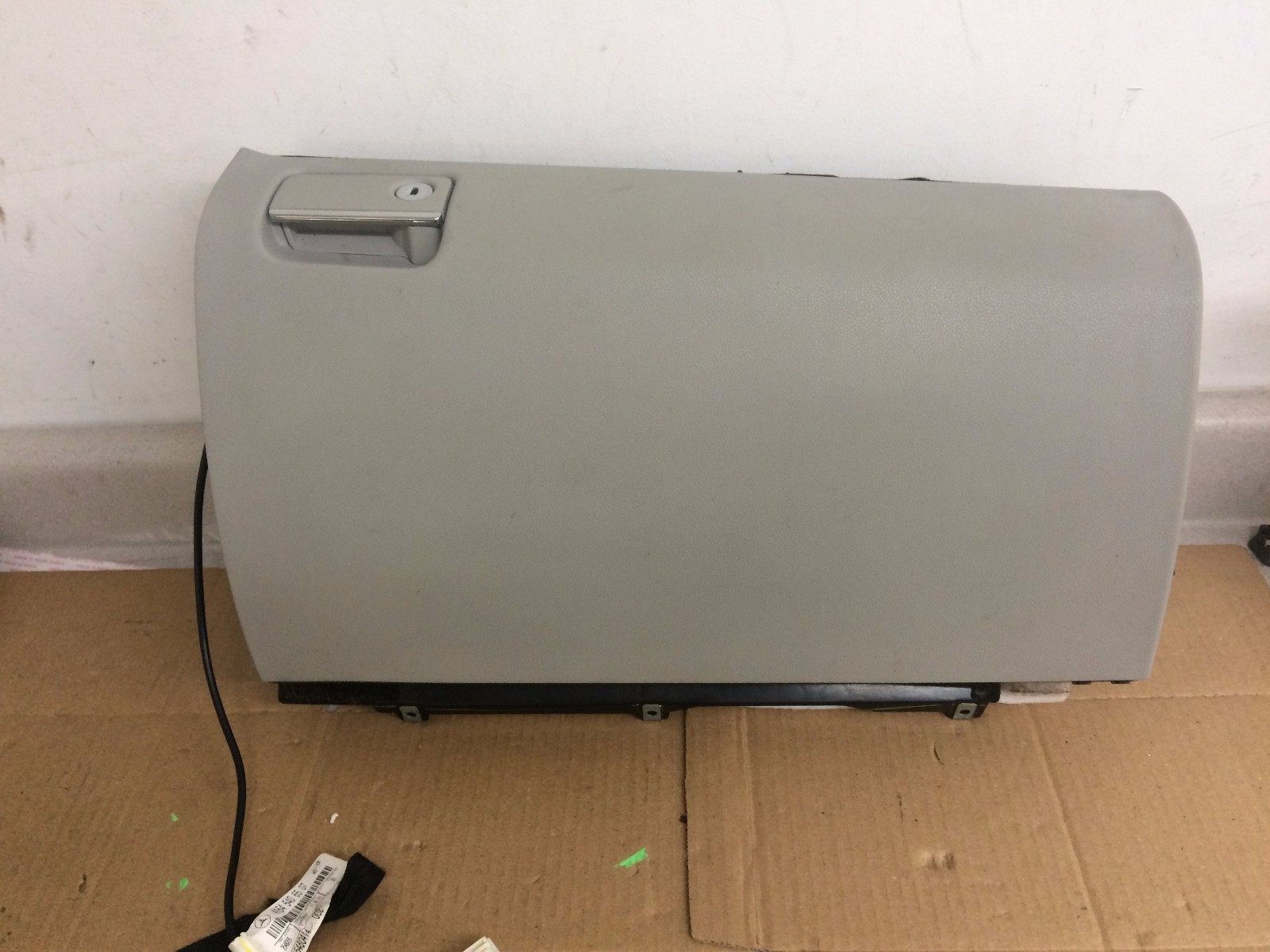 MERCEDES BENZ OEM GL450 W164 X164 FRONT DASH RIGHT PASSENGER GLOVE BOX ...