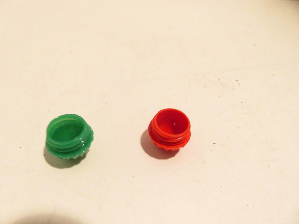 LIONEL PART - POST-WAR RED & GREEN CAPS FOR ZW TRANSFORMER- NEW- H23 | eBay