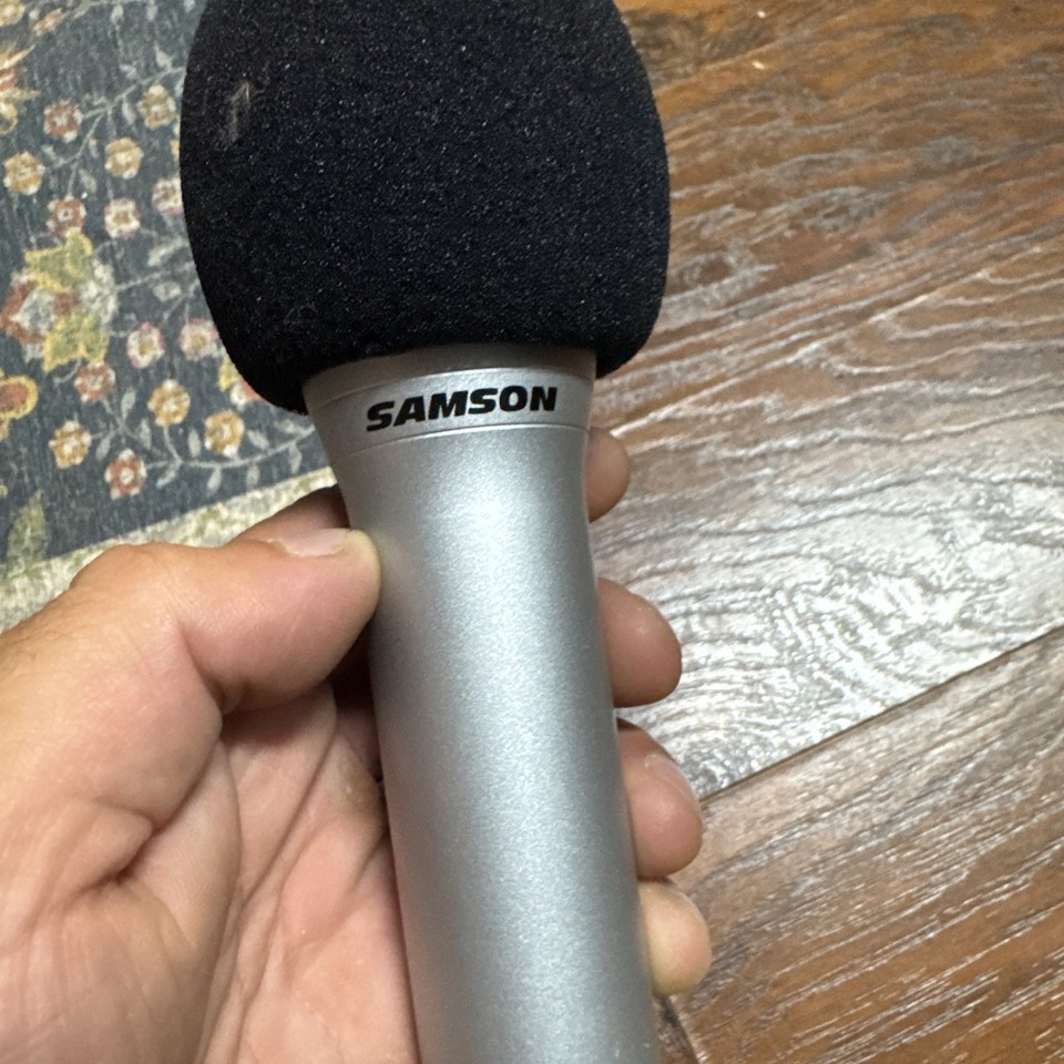 Samson Q2U Dynamic USB XLR Microphone Podcast Streaming Vocal Mic ...