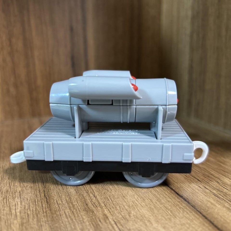 Tomy Plarail Thomas and Friends Series Trackmaster Rocket Booster Jet ...