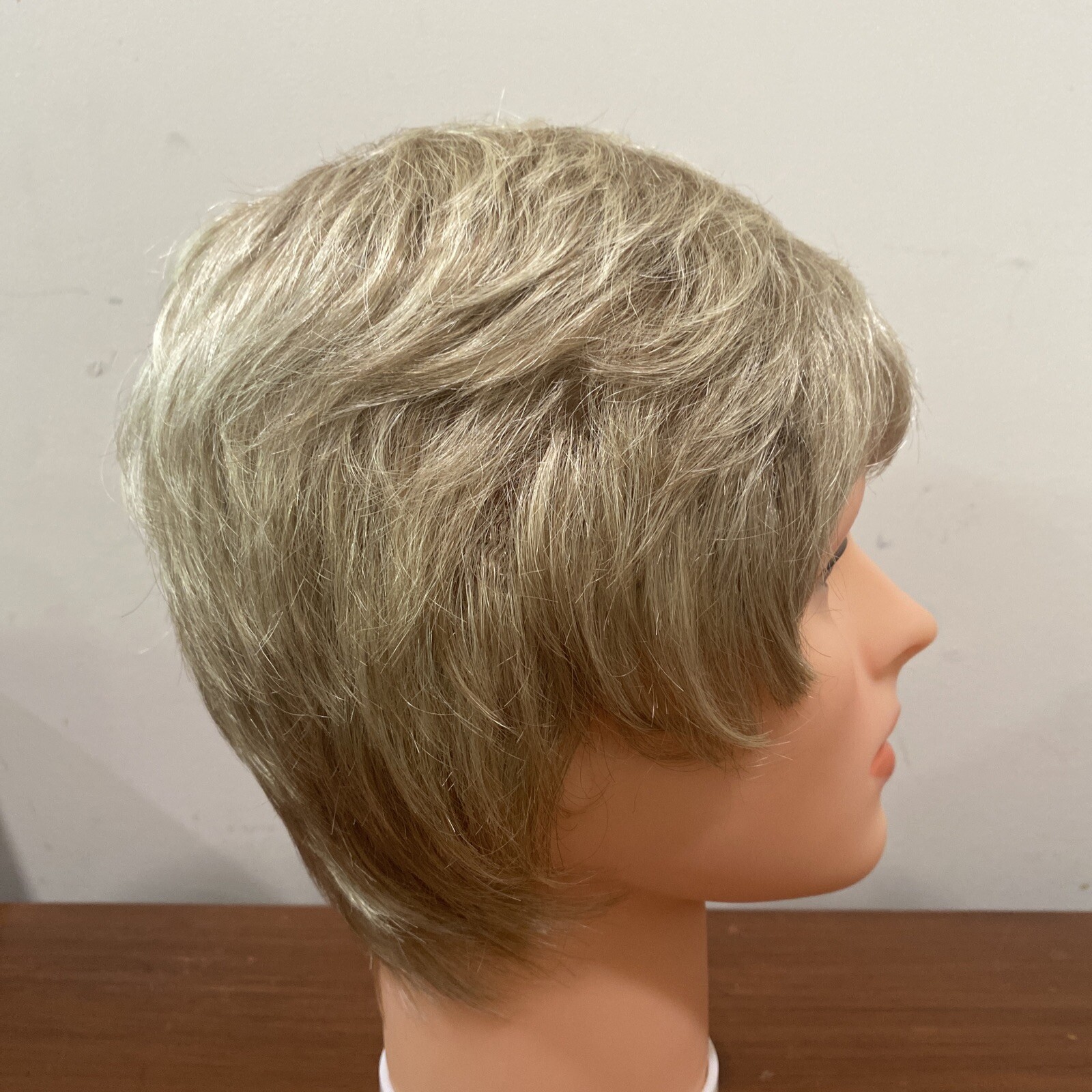 Petite Helene Classique Estetica Wig R16/88H Short Cut Blonde | eBay