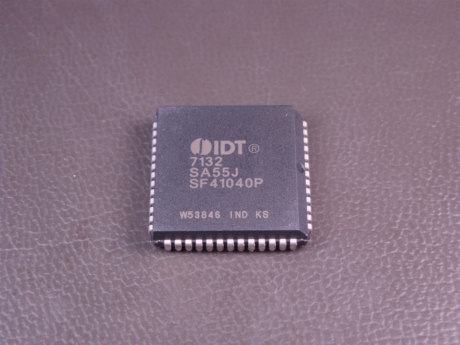 IDT7132SA55J IDT High Speed Dual Port Static RAM SRAM 16k-Bit 55ns 52 ...