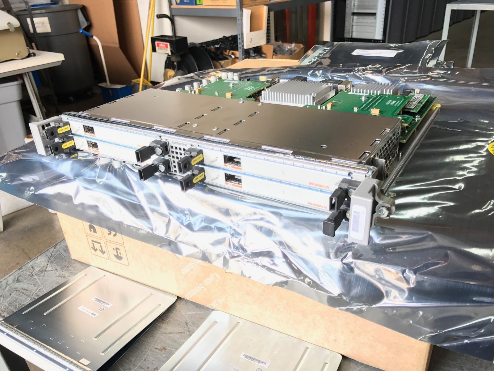 Cisco ASR1000-SIP40 Interface Processor 40 + 4x SPA-1X10GE-L-V2 10GB ...