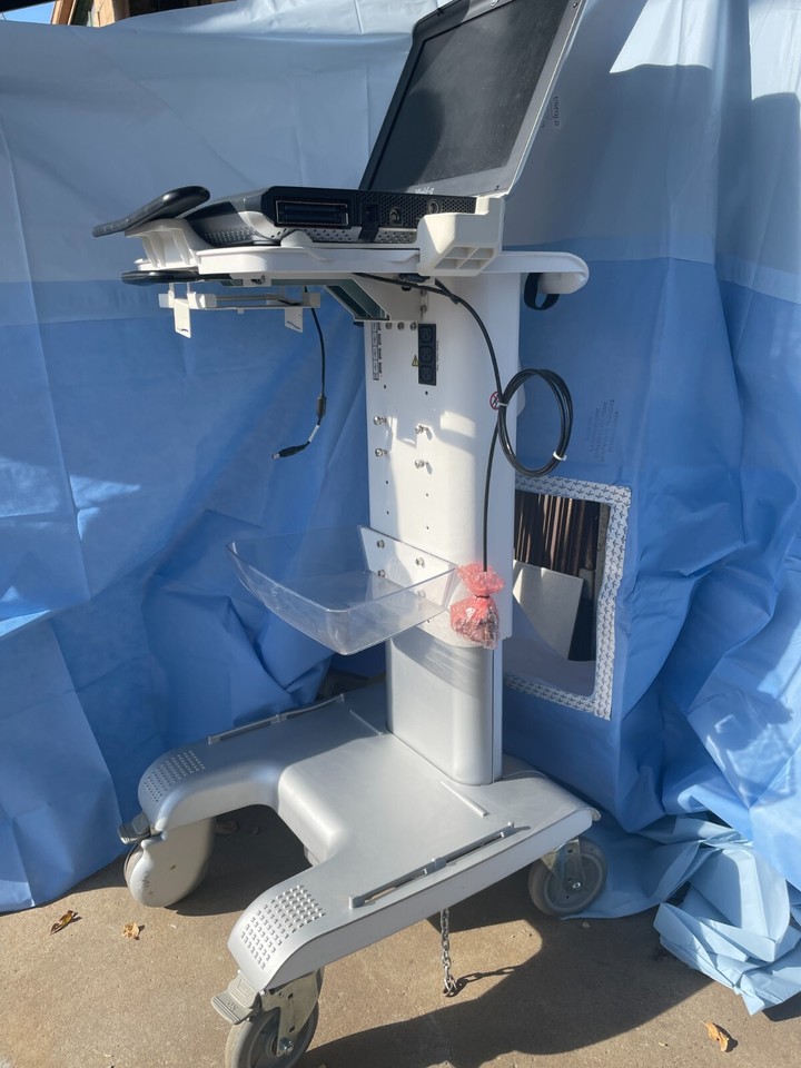 GE VIVID Q ULTRASOUND 2014 With M4S-RS P2D-RS PROBE Safelock Cart vivid ...