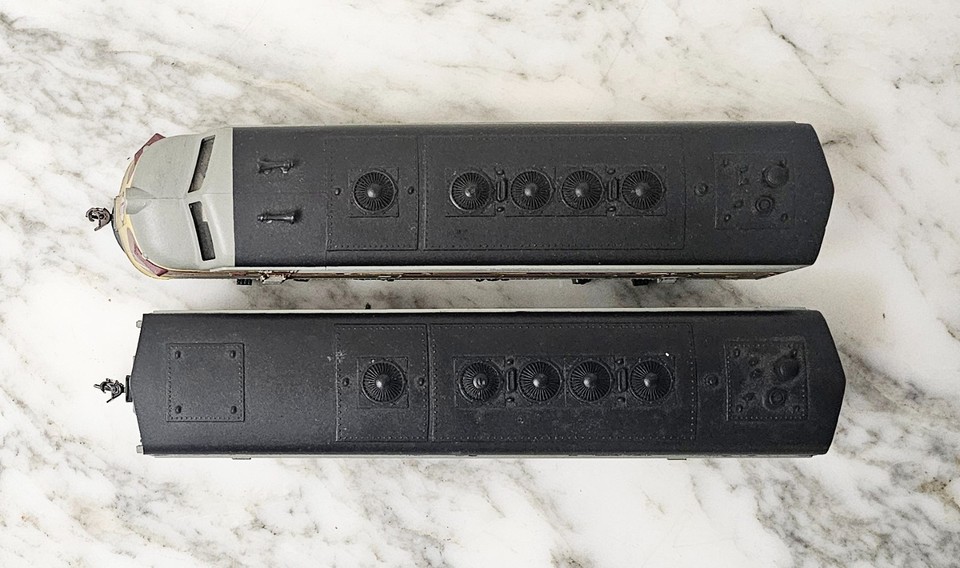 Athearn HO Erie Lackawanna Powered F7A & Dummy F7B Diesel Locomotive ...