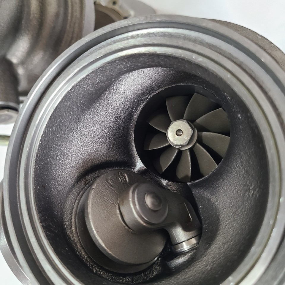 1 Pair BMW M5 M6 S63 B44 F06 F10 F12 F13 F18 4.4L Turbo MGT2260DSL ...