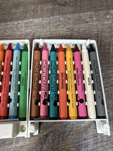 Vintage Walt Disney Mickey Mouse Golden 16 Crayons Built-in Sharpener ...