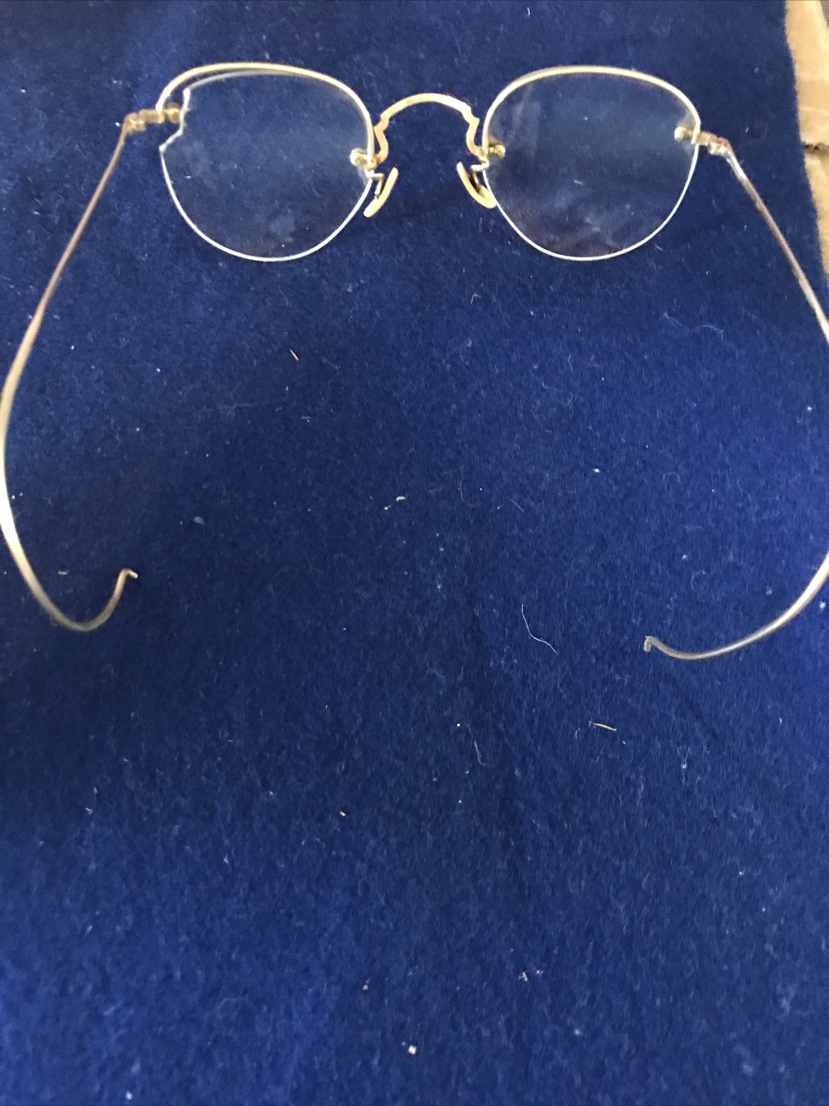 Antique Gold Frame Eye Glasses With Chip - Gem