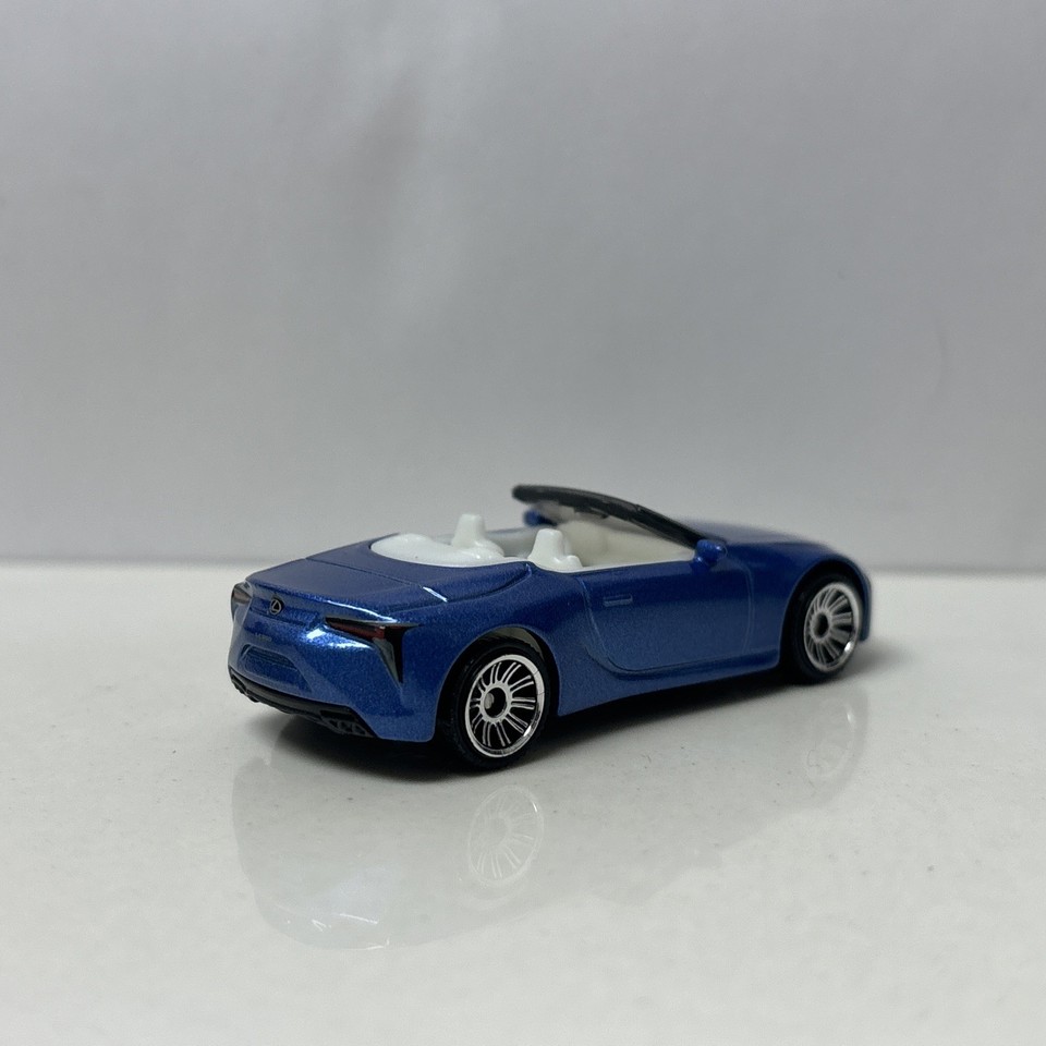 2021 21 Lexus LC500 LC 500 Collectible 1/64 Scale Diecast Diorama Model ...