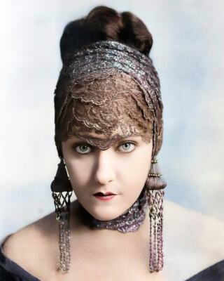 Gloria Swanson Studio Portrait Photo Framing Print 8 x 10 Reproduction ...