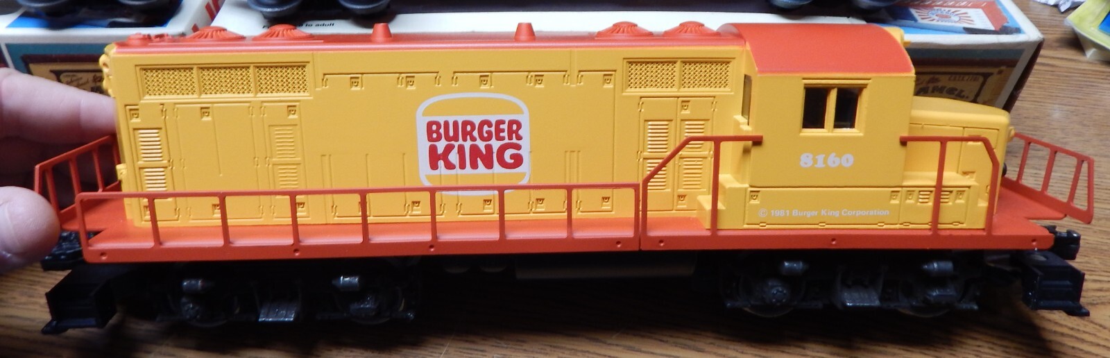 LIONEL FAST FOOD TRAIN SET BURGER KING GP-20 WENDY'S CABOOSE & 6 REEFER ...