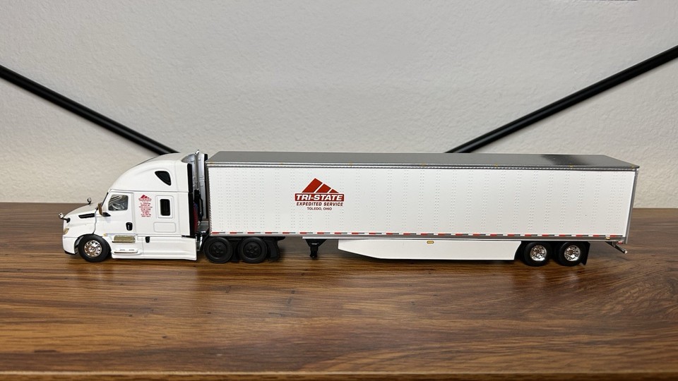 First Gear DCP 1/64 Tri State Expedited Service Inc Cascadia | eBay