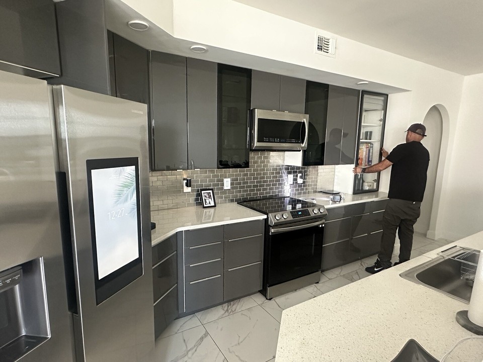Kitchen Cabinets - Read The Description | eBay