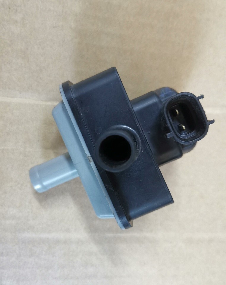 OEM 25860-F0010 | TOYOTA OEM Vapor Canister Purge Solenoid | eBay