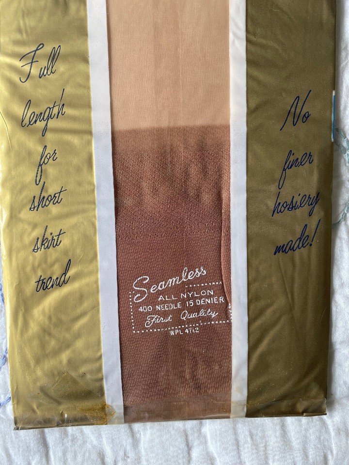 Vintage American RHT Stockings Size 9 in Sahara Tan - printed welt ...