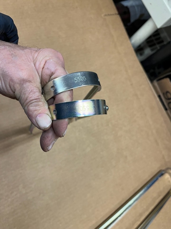 Schwinn 26" Bicycle Middleweight Rear Fender Brace Set 5505 Corvette ...