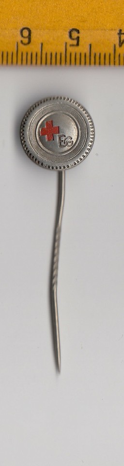 Vintage RED CROSS pin badges brooches Rode Kruis Rotes Kreuz Medical ...