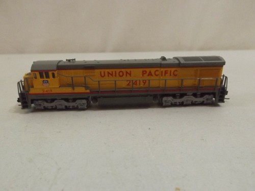 N gauge Kato Union Pacific C30-7 diesel engine, #2419 in original box ...